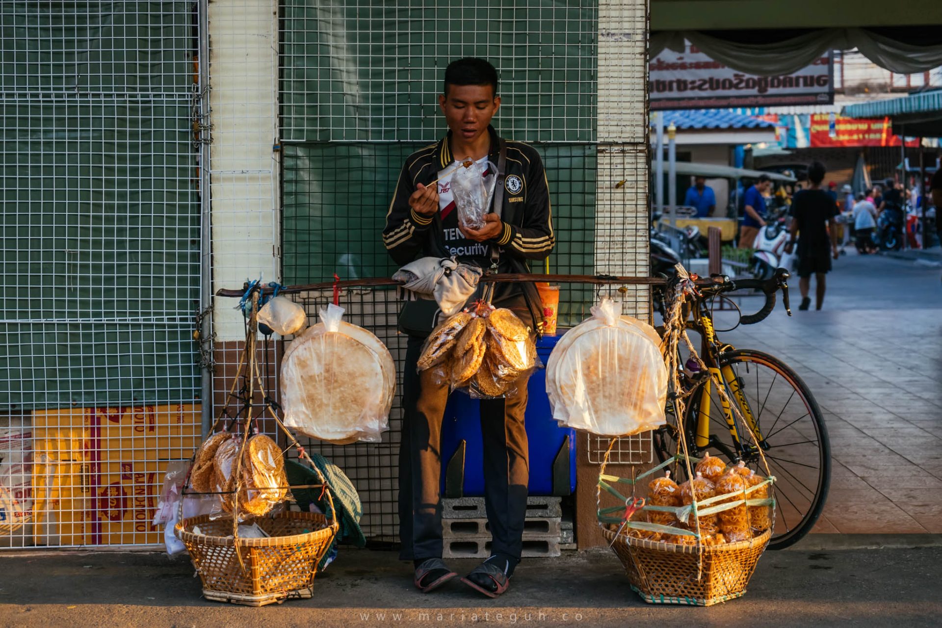 MAHACHAI, an escape next to Bangkok – Maria & Teguh Photostory