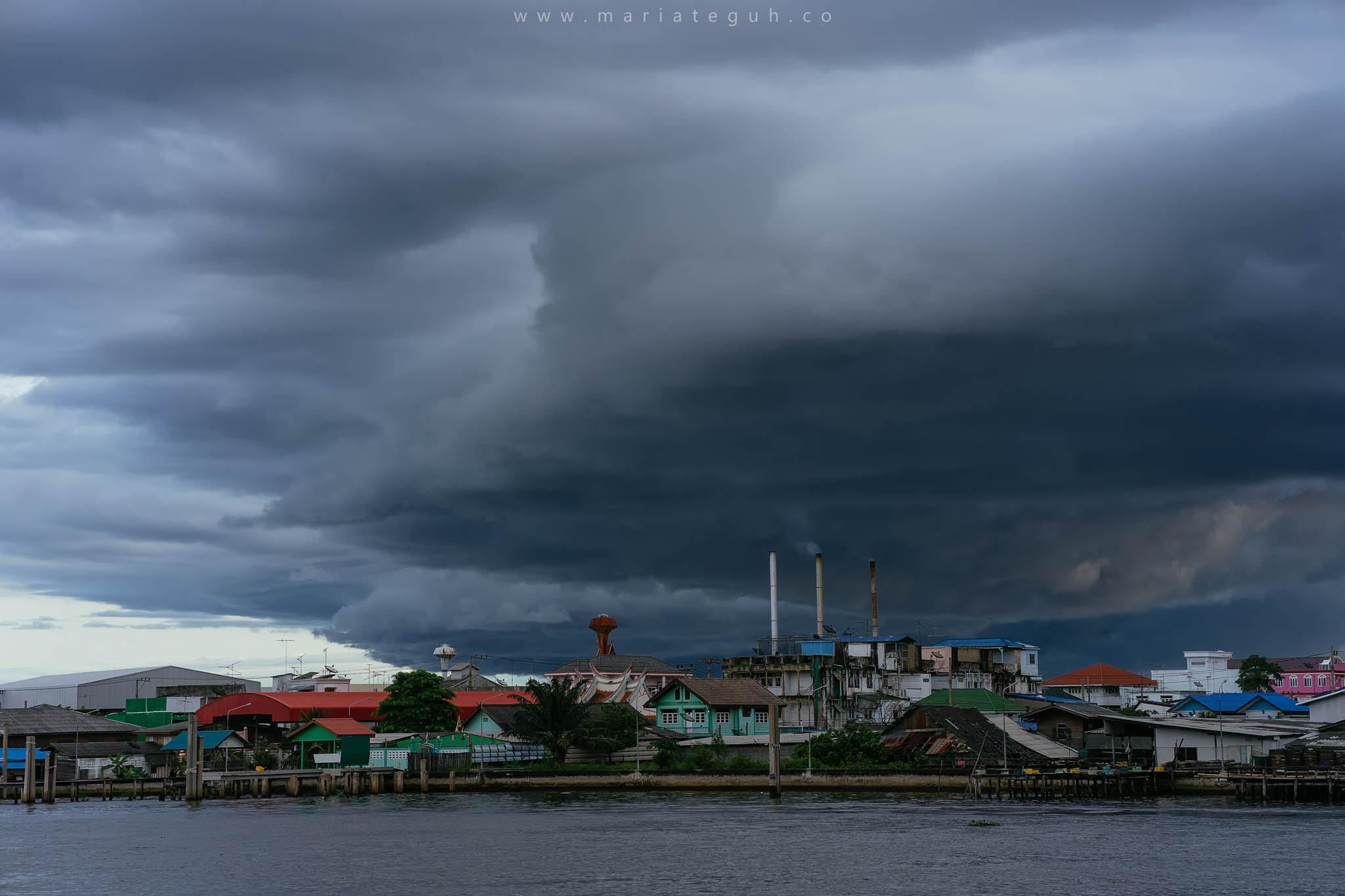 MAHACHAI, an escape next to Bangkok – Maria & Teguh Photostory