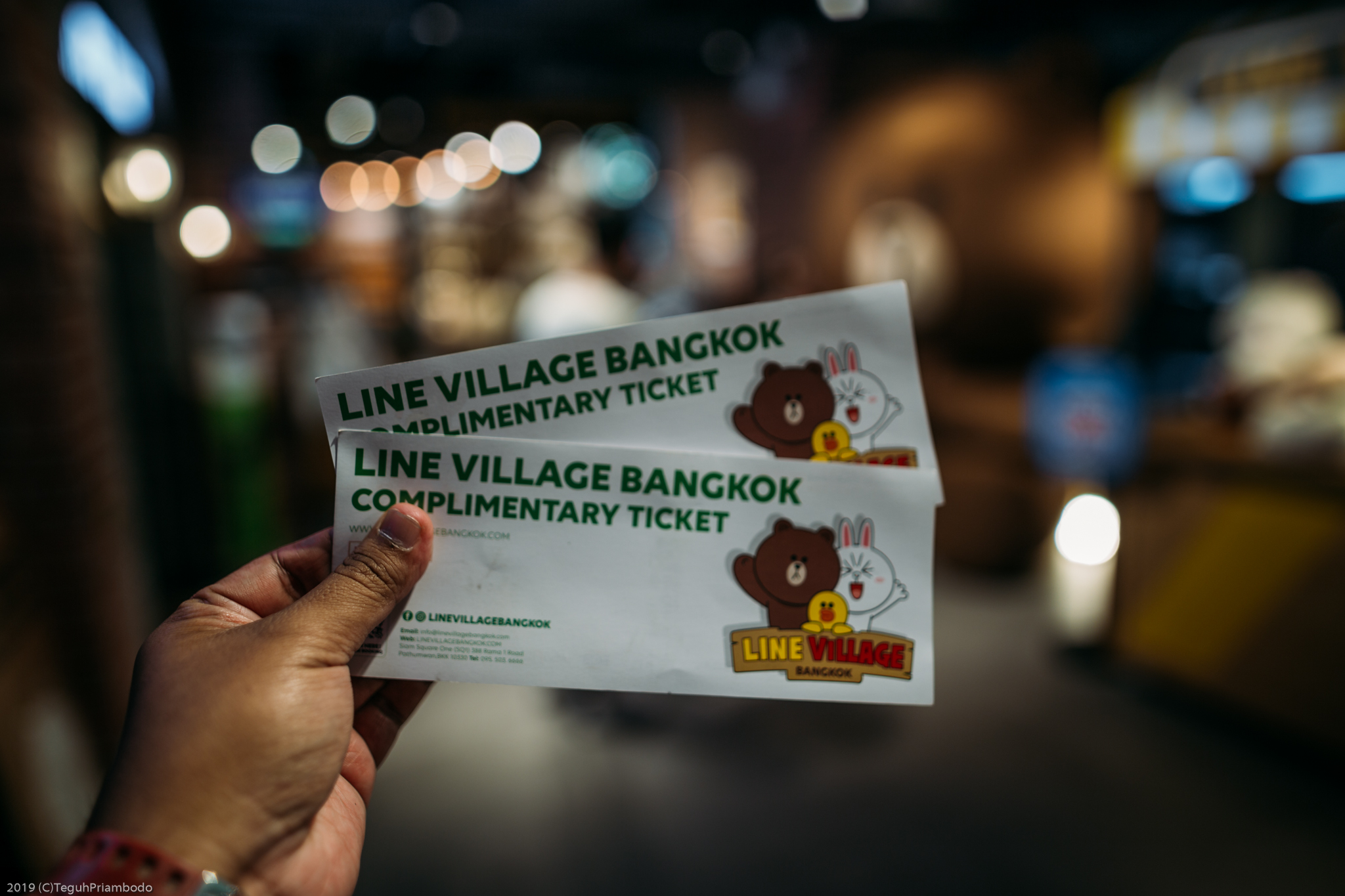 LINE VILLAGE BANGKOK – Maria & Teguh Photostory